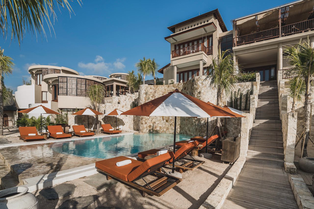 Bukit Peninsula Insider Guide: Best Beaches, Surf & Stays - Jetsetter