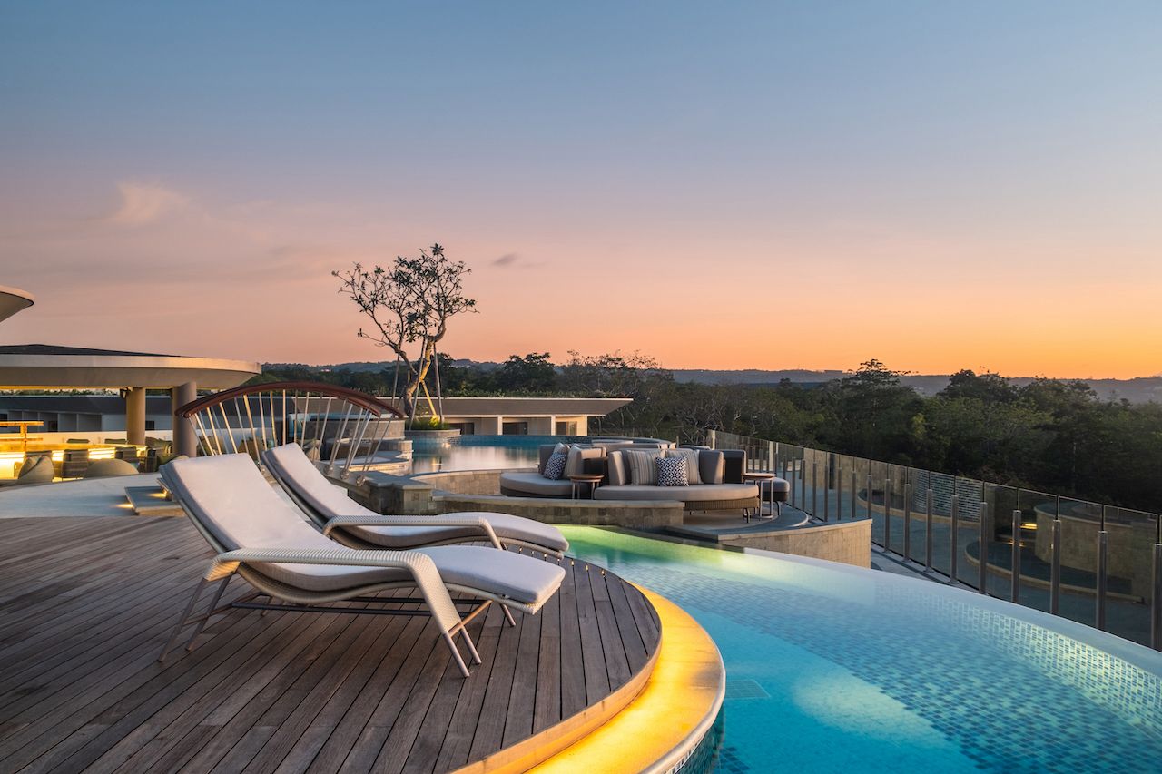 Bukit Peninsula Insider Guide: Best Beaches, Surf & Stays - Jetsetter