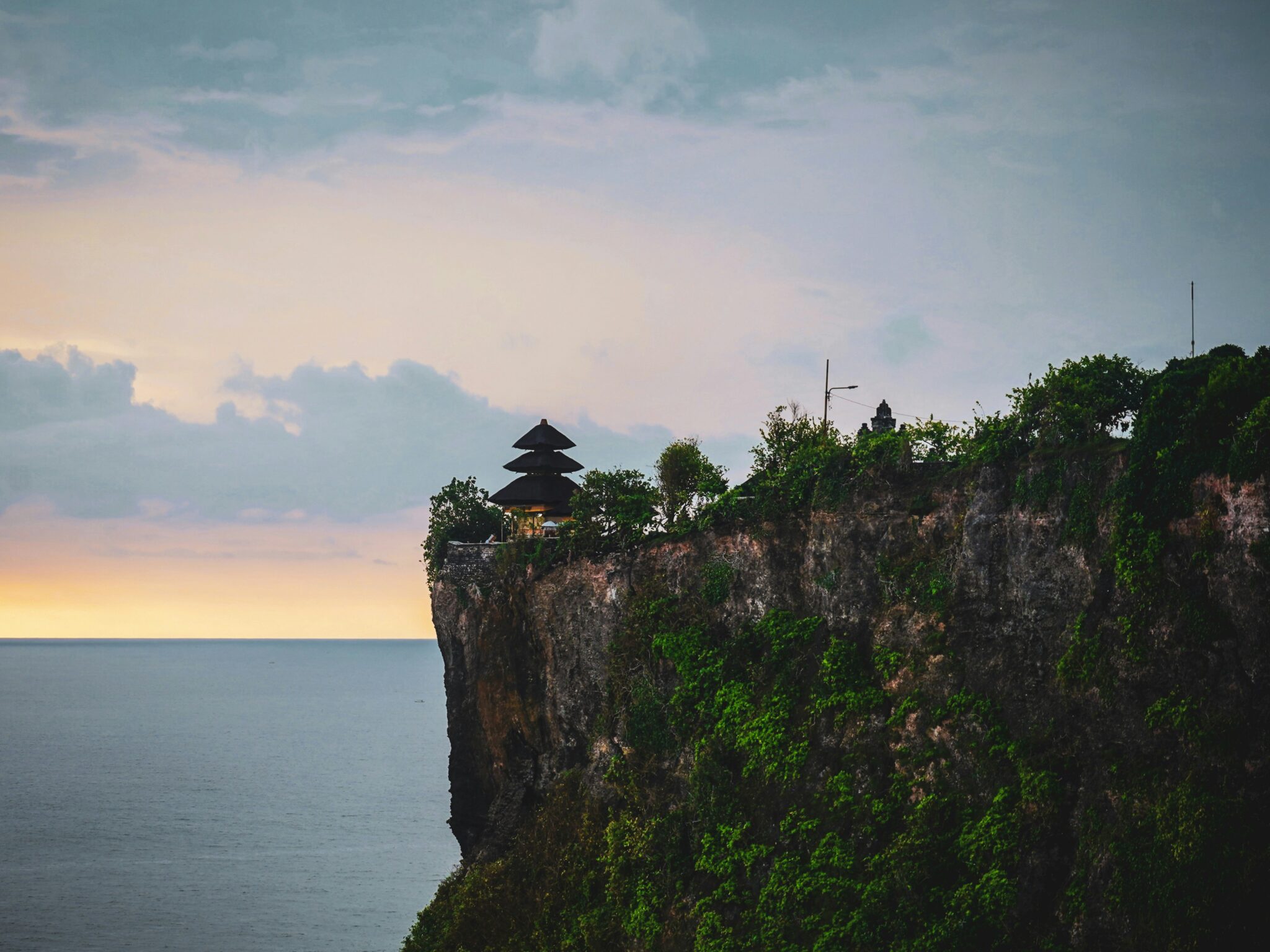 Bukit Peninsula Insider Guide: Best Beaches, Surf & Stays - Jetsetter